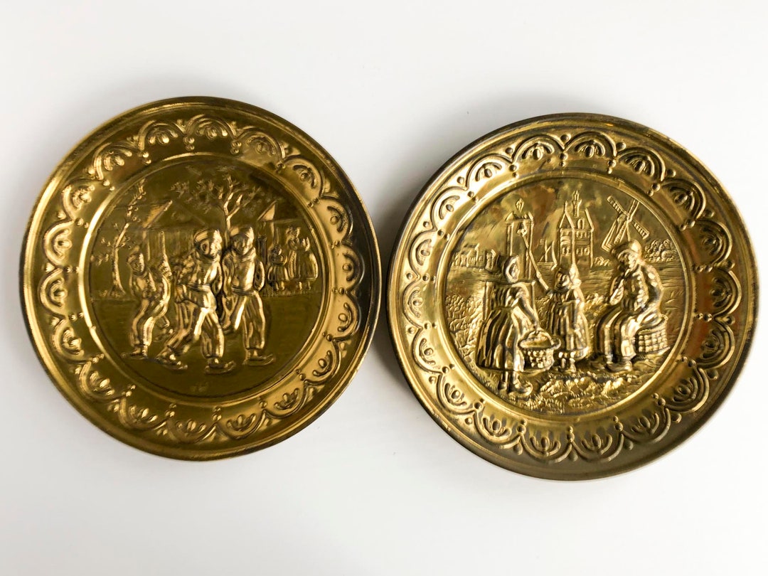 Vintage PAIR Embossed Brass Plates Dutch Scenes Made in England - Etsy