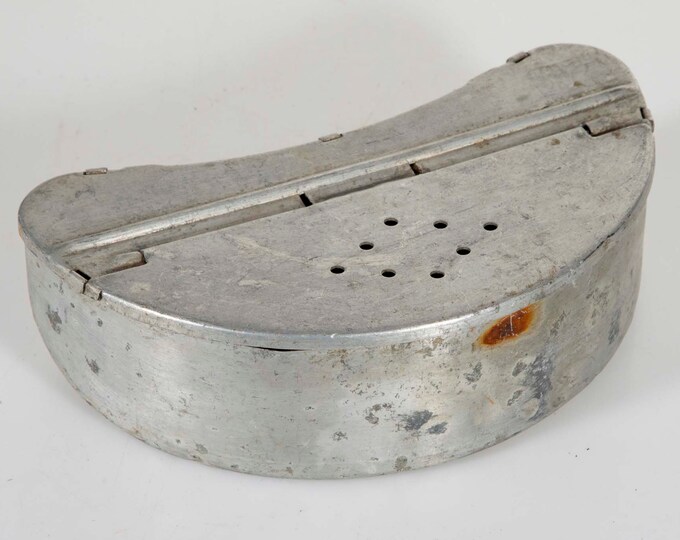 Vintage Aluminum Fishing Bait Box With Belt Loops for Live Bait or ...