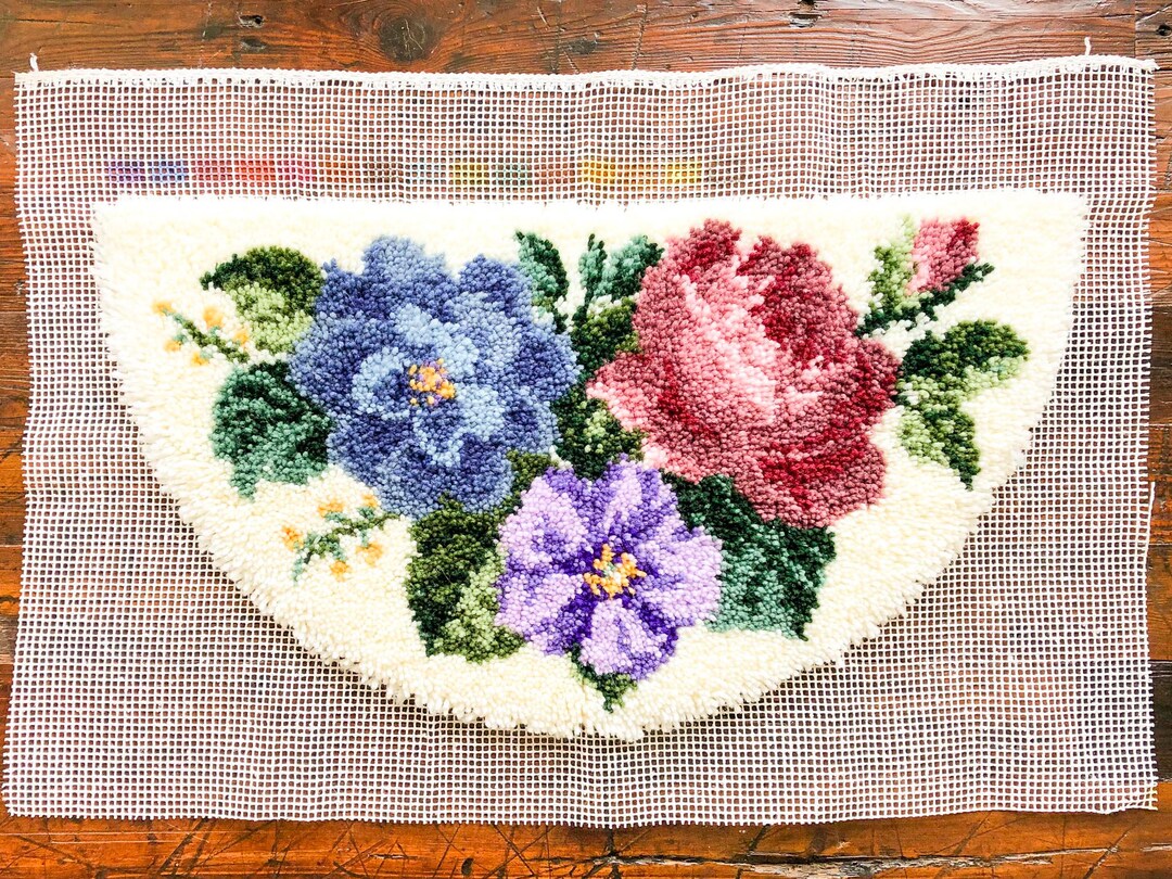 Vintage Latch Hook Semi-circle Floral Rug Hand Crafted Colorful Area ...