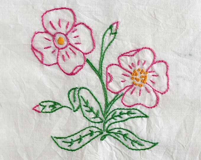 FREE SHIPPING: Vintage Hand Embroidered Quilt Block - Flowers Hand ...