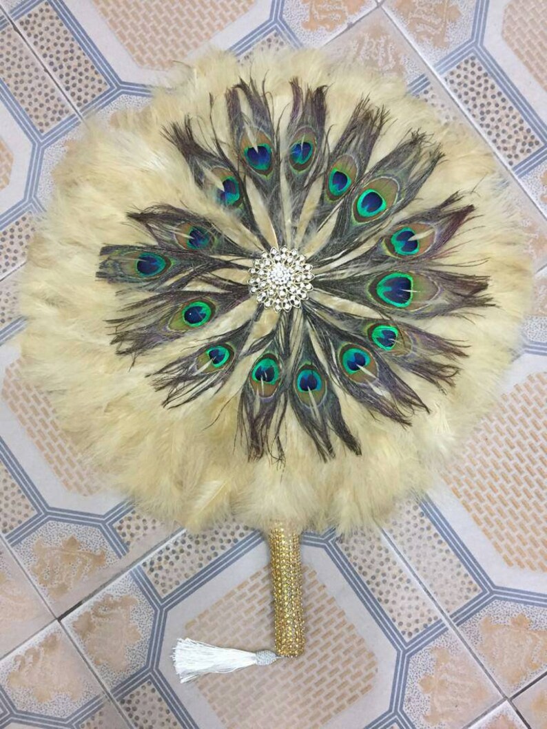 Free Delivery: Peacock Mix Round Shaped Feather Traditional - Etsy