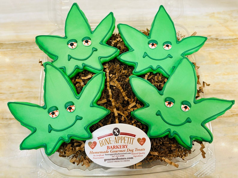 420 Weed, Marijuana, Pot Leaf, Stoner Dog or Horse Treats, Gift Box ...