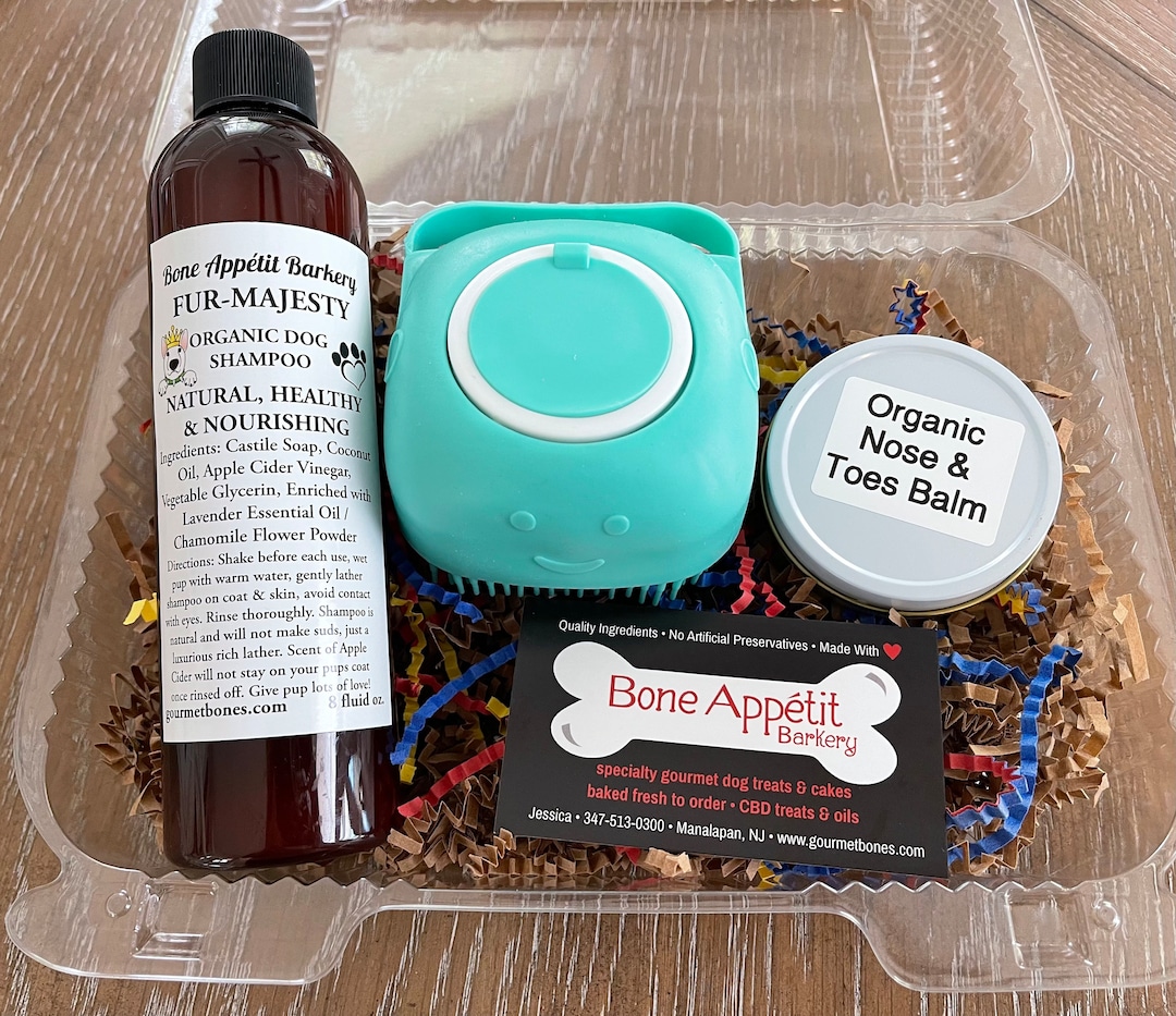 Pampered Pooch Doggy Spa Gift Box Organic Dog Shampoo Paw Nose & Toes ...