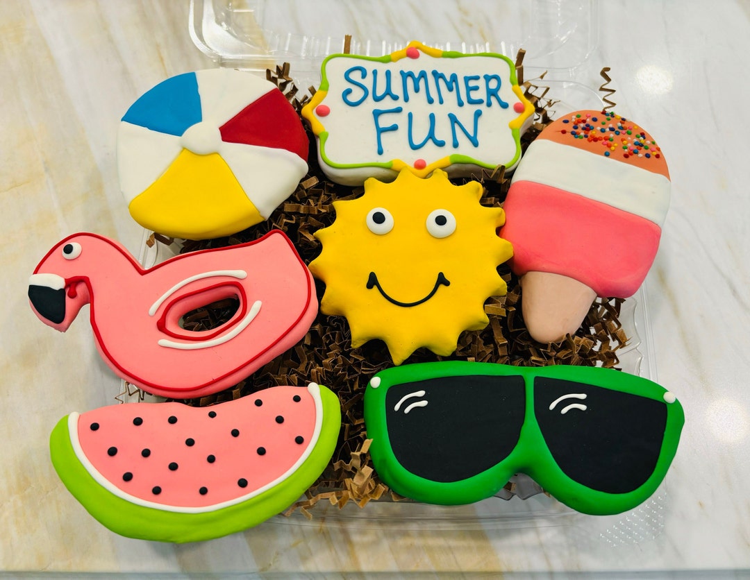 Ultimate Gourmet Summer Fun Dog, Horse or Cow Treat Gift Box Cookies ...