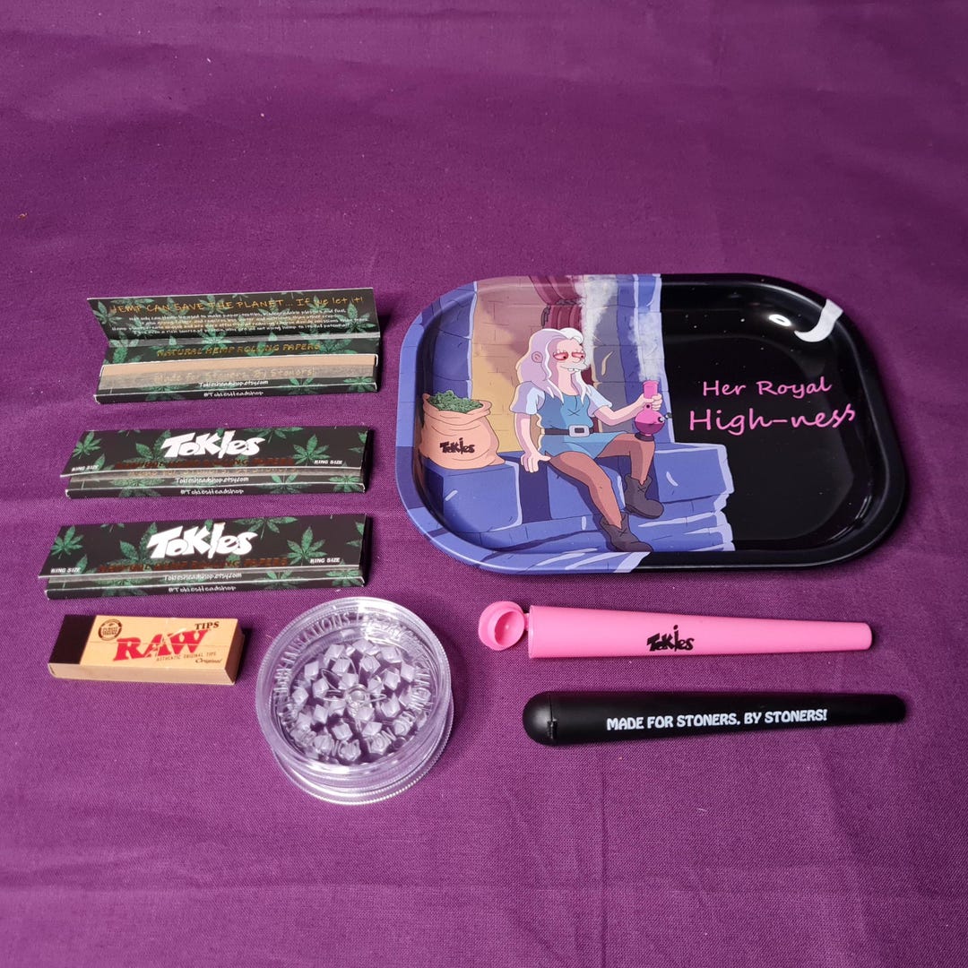 Her Royal Highness Rolling Tray Gift Set Papers, Tips, Grinder, Doob ...