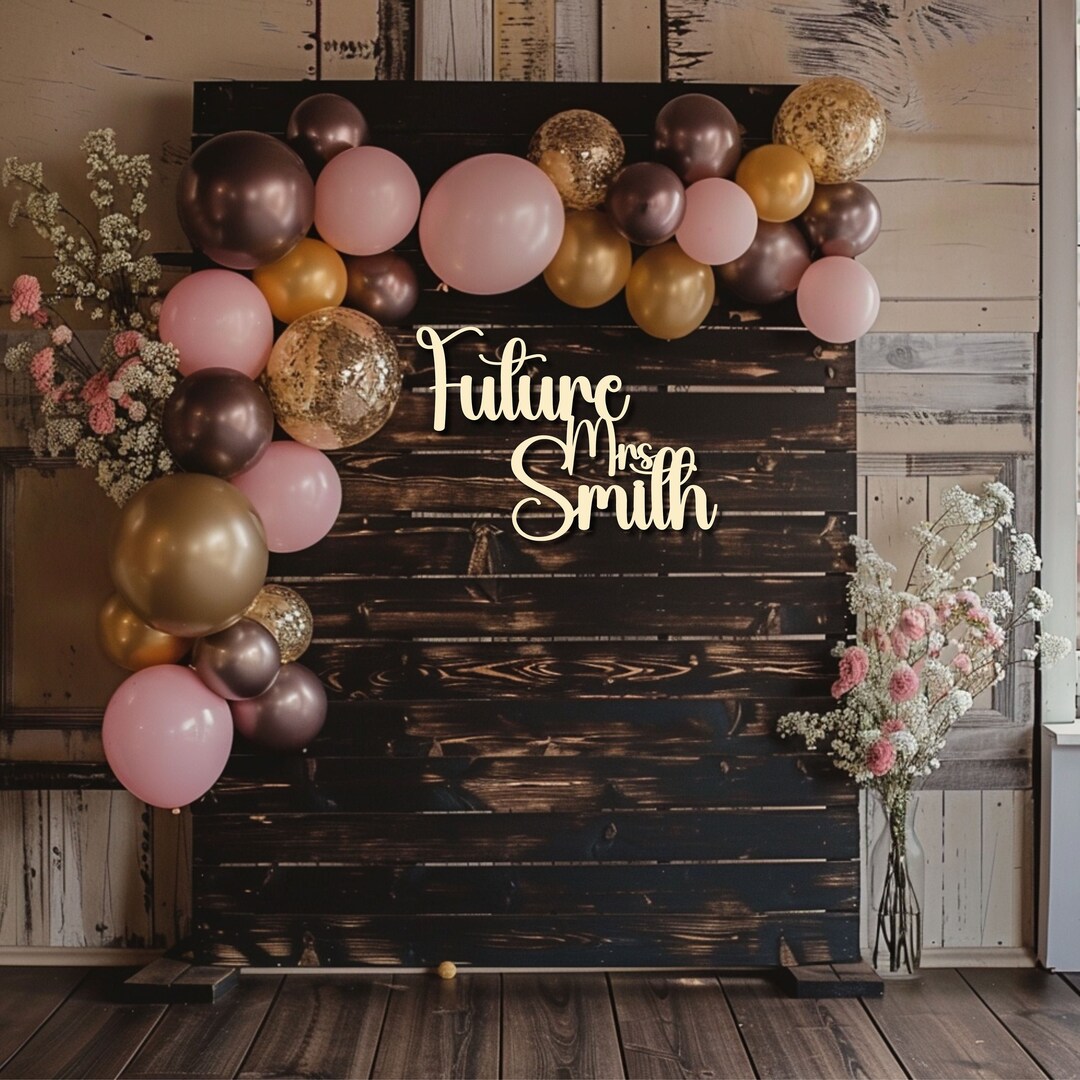 Future Mrs Sign, Bridal Shower Sign, Future Mrs Last Name Wooden Sign ...