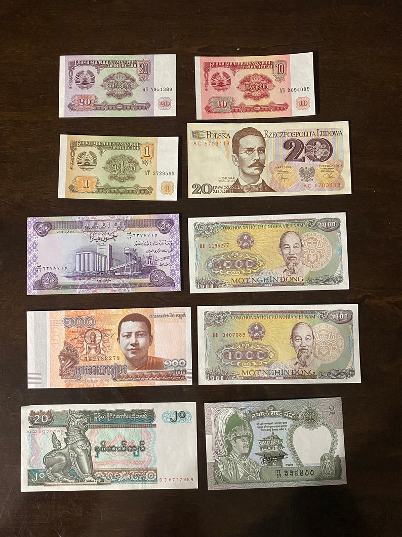 World Notes - 10 Notes From Around the World - Notes Are in Great ...