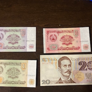 World Notes - 10 Notes From Around the World - Notes Are in Great ...