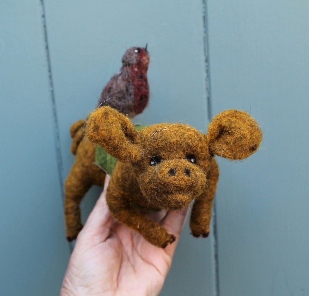 FELT PIG and Robin/needle Felt Animal/needle Felt Bird/cute ...