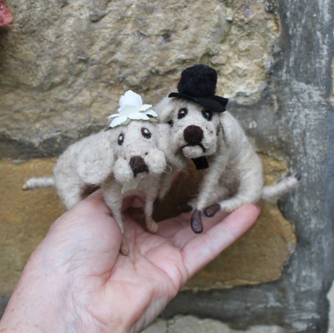 Two Cute FELT WEDDING Dogs/needlefelt Dogs/mr and Mrs Wedding Cake ...