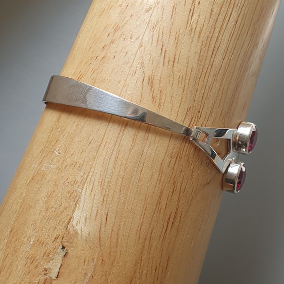 1960s Kultaseppa Salovaara Finnish Silver Bangle with… - Gem