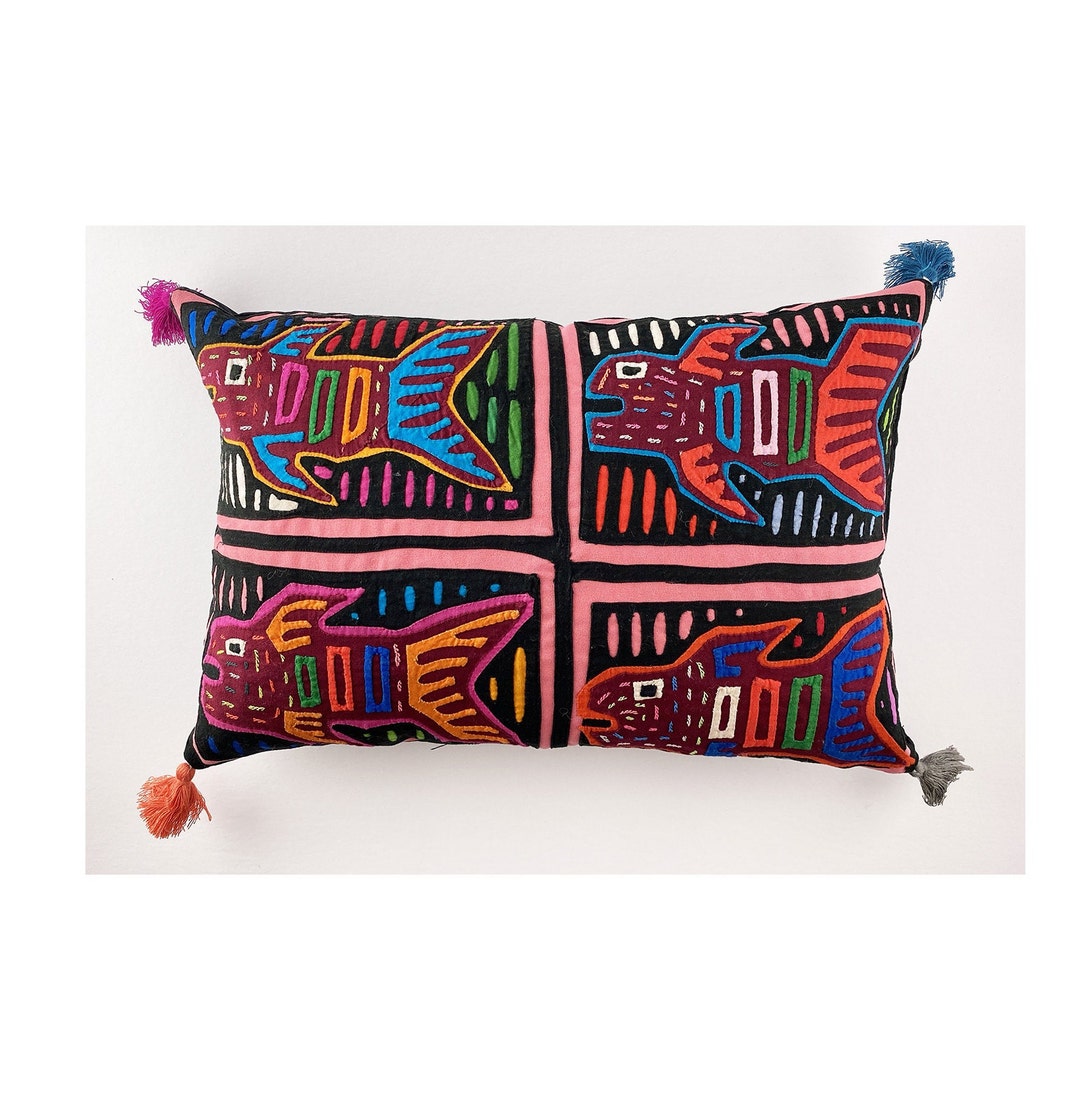 Aesthetic Farmhouse Colorful Bohemian Pillows, Colorful Pillows Panama Mola, Applique Bench ...