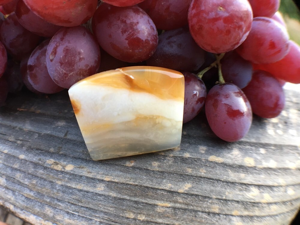 Caramel Agate Freeform Cabochon Clear White Wavey Layers Northern ...