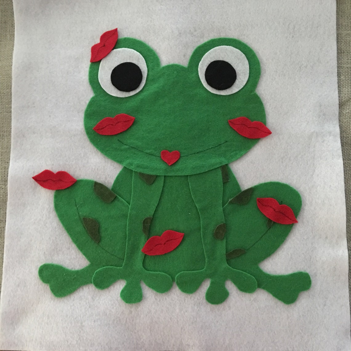 Kiss a Frog Game Felt Pattern for Valentines Day PDF PATTERN | Etsy