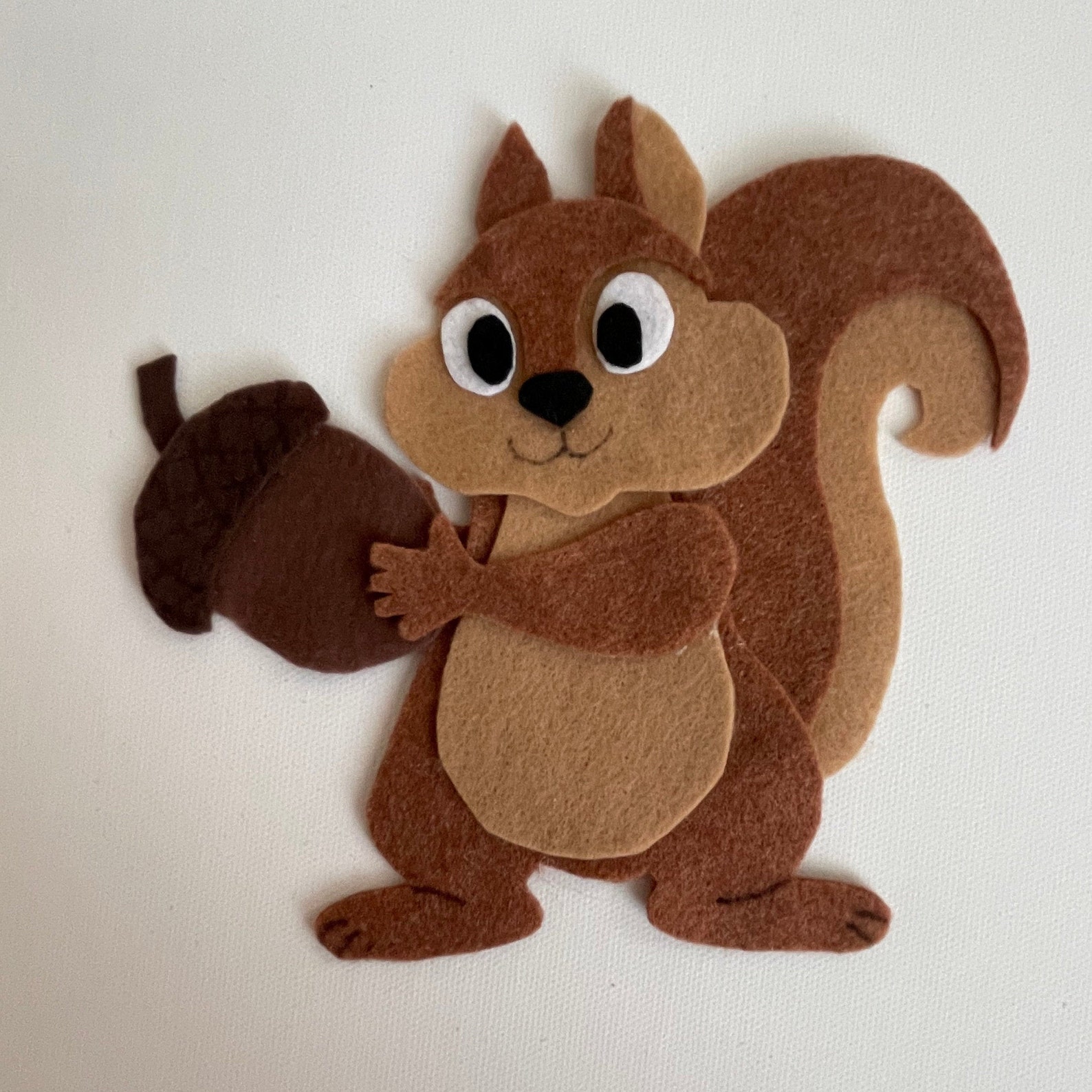 5 Little Acorns & Felt Squirrel Pattern, Preschool Rhyme (DIY ...