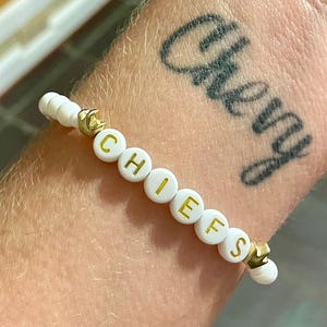 Kansas City Chief Bracelet-mahomes-kelce-super Bowl-white With Football ...