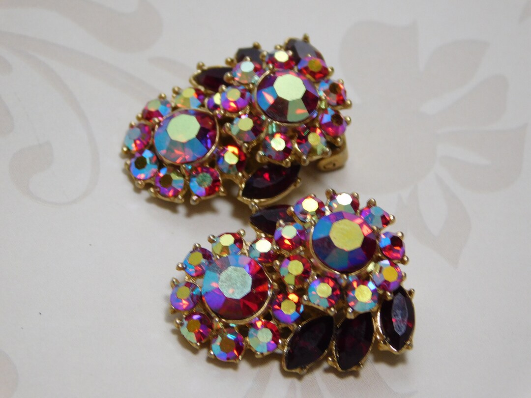 1950s Trifari Contessa Red Aurora Borealis Rhinestone Cluster Clip on ...