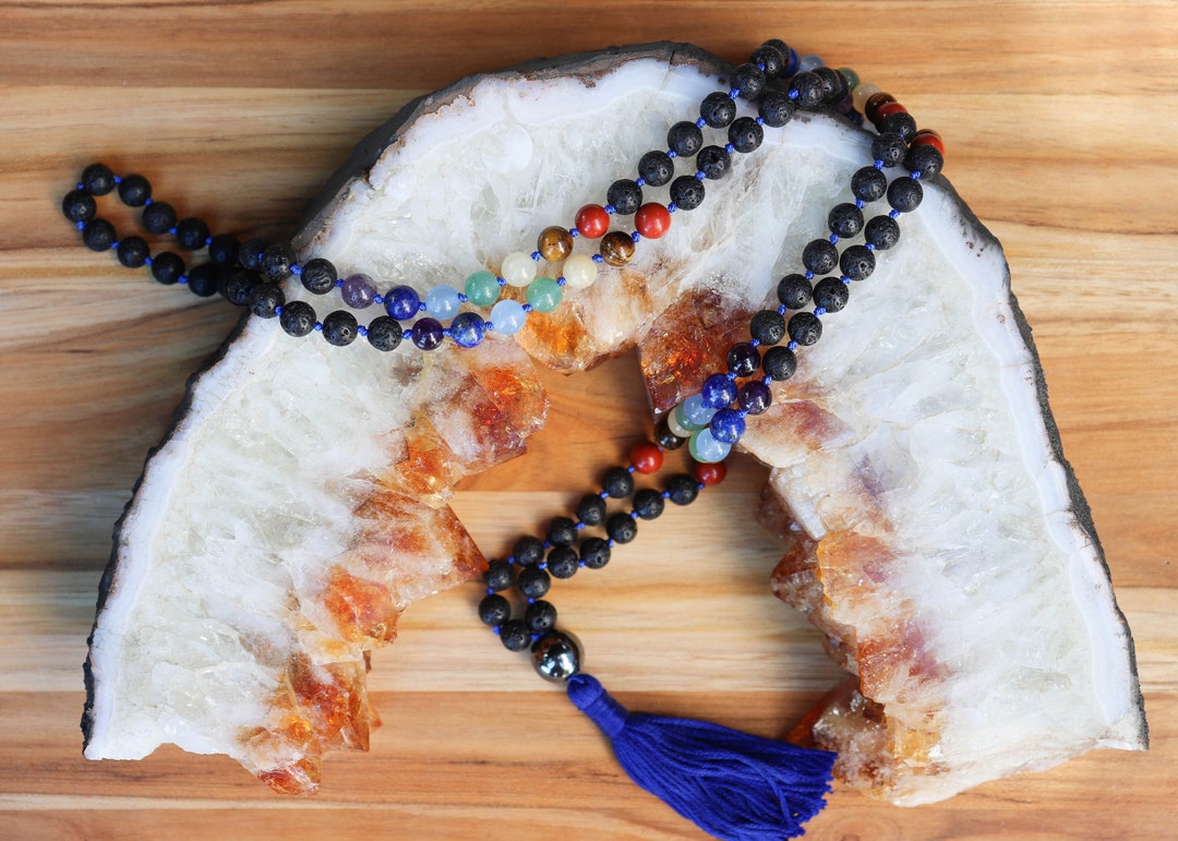 Pride Chakra Gemstone 108 bead mala/collar - Etsy España