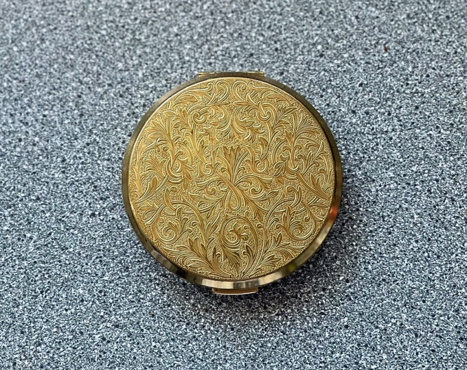1950s Stratton Gold Tone Powder Compact - Etsy