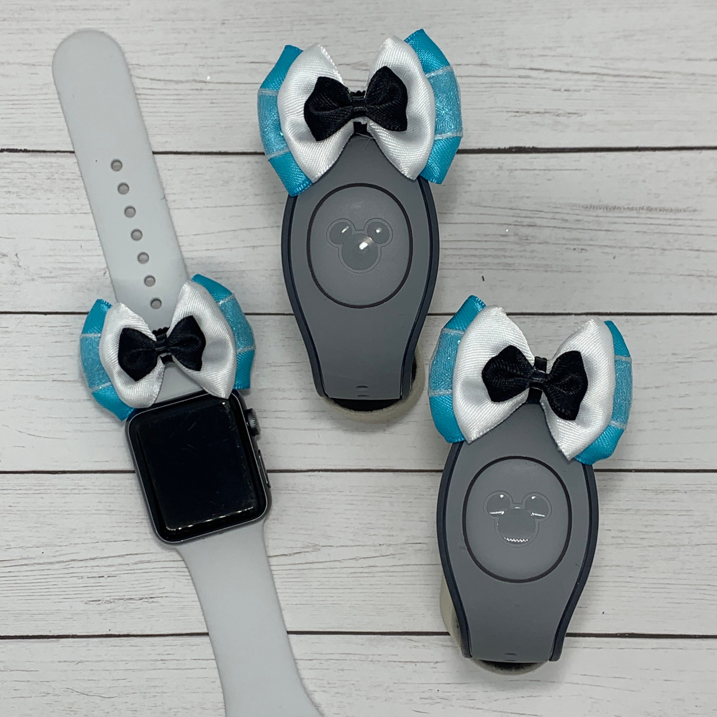 2 Alice Inspired Magic Band Bow / Disney Magic Band Bow | Etsy