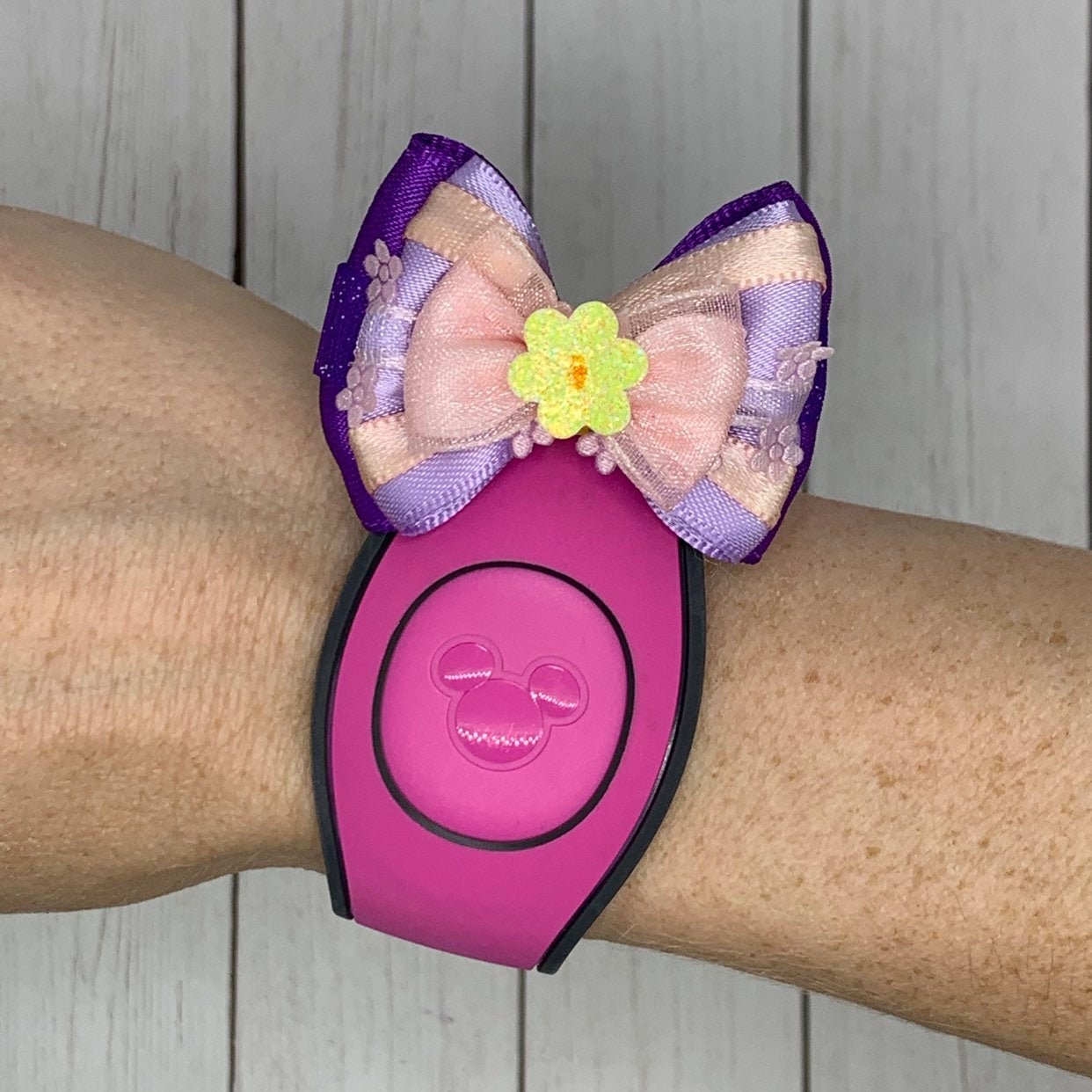 2 Mini Bow Rapunzel / Tangled Magic Band Bow / Disney - Etsy