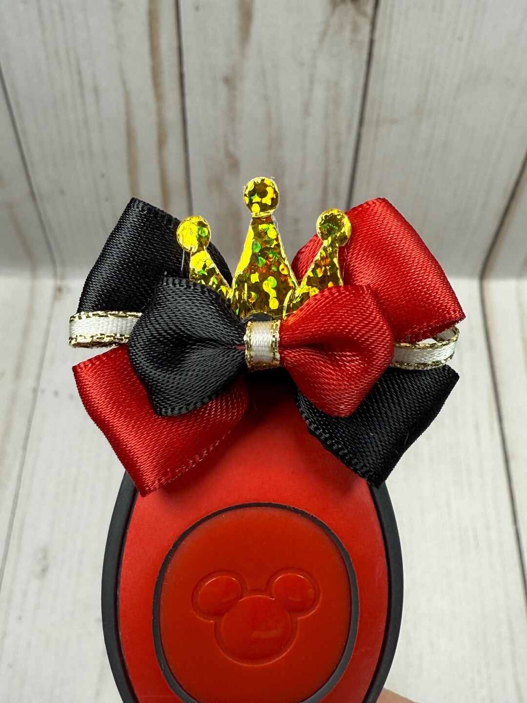 2" Queen of Hearts Inspired Magic Band Bow / Disney Villain Magic Band ...