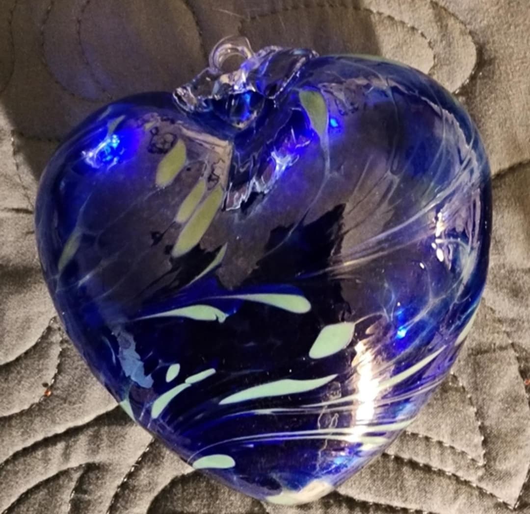 It's Almost Valentines Day. Gorgeous Man-made From a Glass Blower. - Etsy