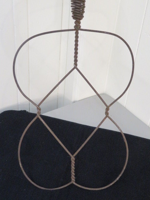 Antique Wire Carpet/rug Beater/farm House Decor/batwing Beater - Etsy