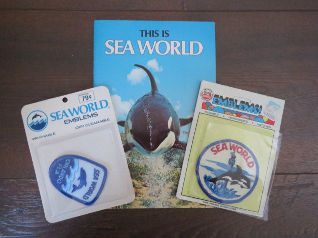 Sea World Souvenir Booklet and 2 Patches/sea World Souvenir/sea World ...