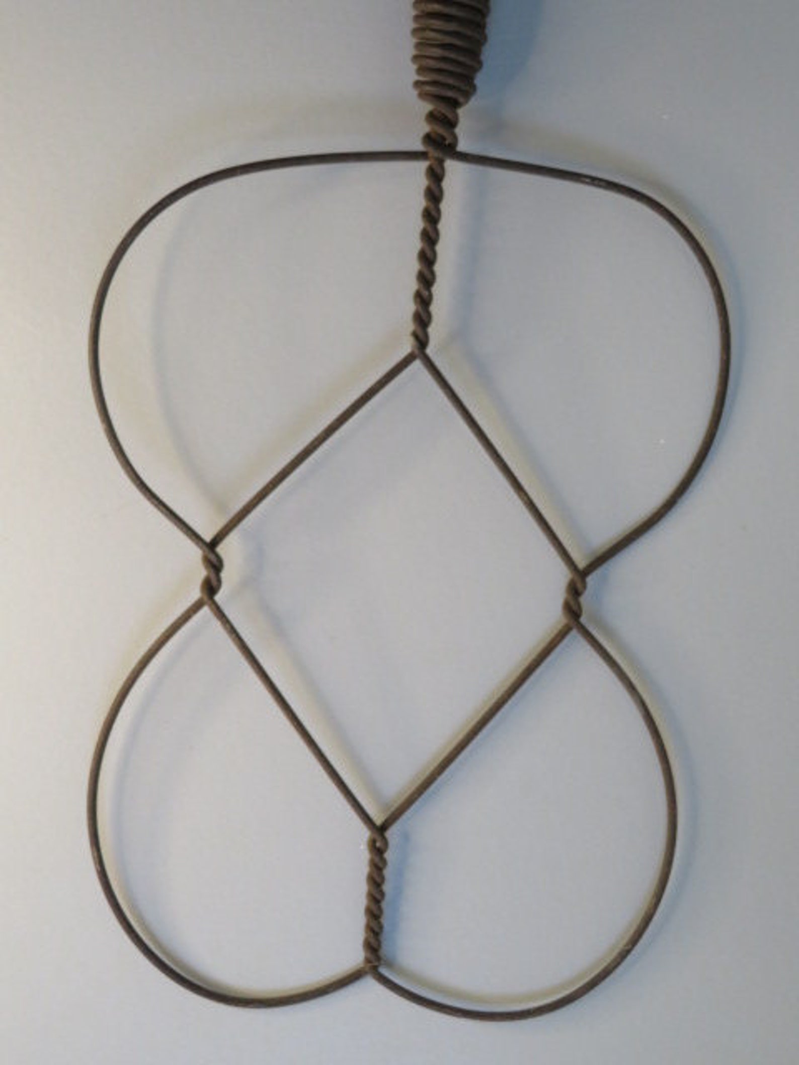 Antique Wire Carpet/rug Beater/farm House Decor/batwing Beater - Etsy