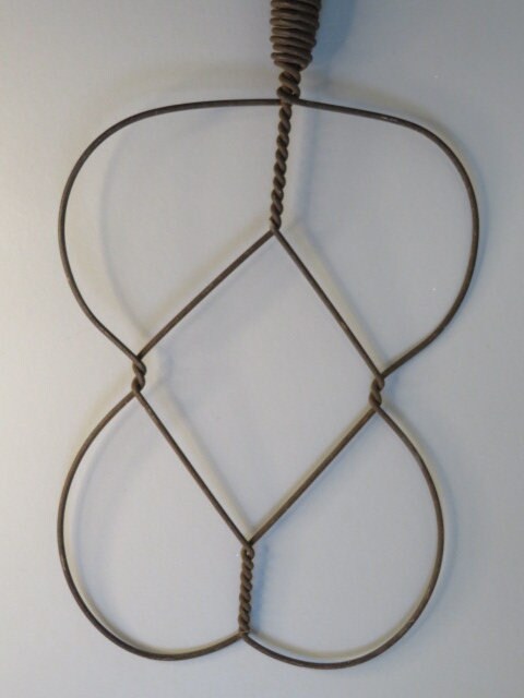 Antique Wire Carpet/rug Beater/farm House Decor/batwing Beater - Etsy