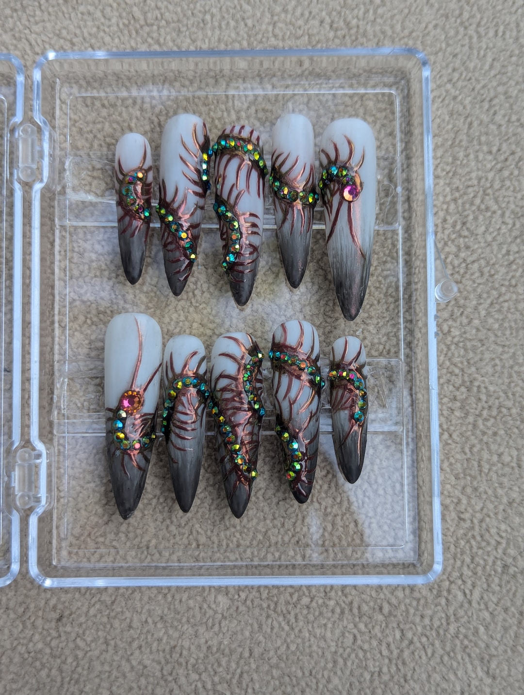 Spooky Glamorous Centipede Press-on Nails - Etsy