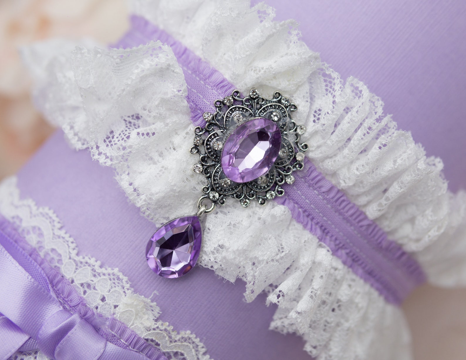 Pretty Purple Garter Antique Garter Lavender Wedding Garter - Etsy Canada