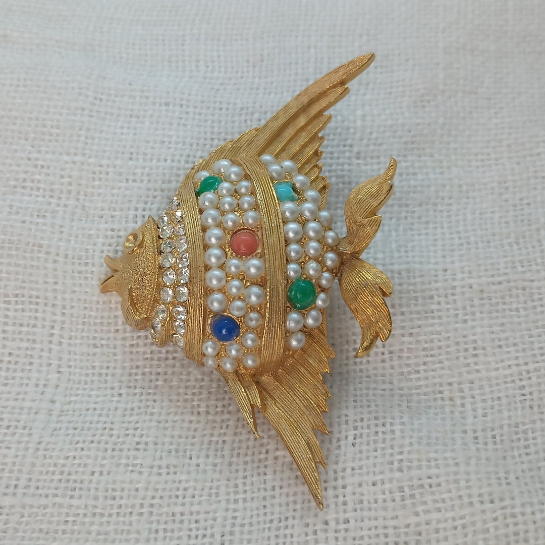 Vintage Mid Century Rhinestone and Pearl Angel Fish Brooch - Etsy