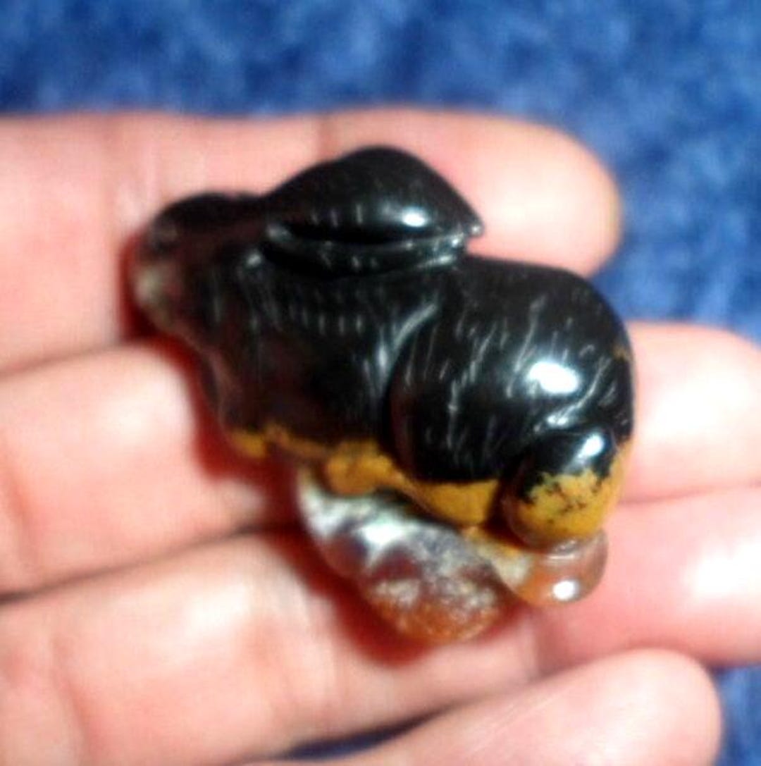 So CUTE All One Stone ONYX AGATE Bunny Black Carved Rabbit Pendant ...