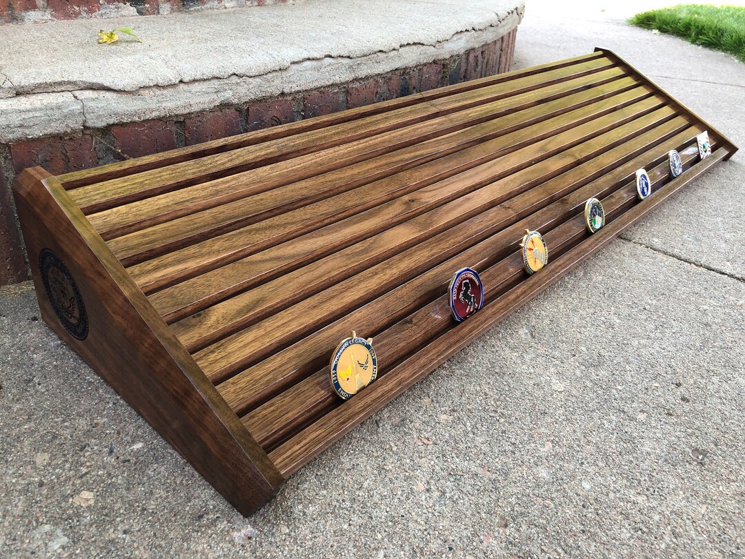 200 Coin Challenge Coin Display Rack - Etsy