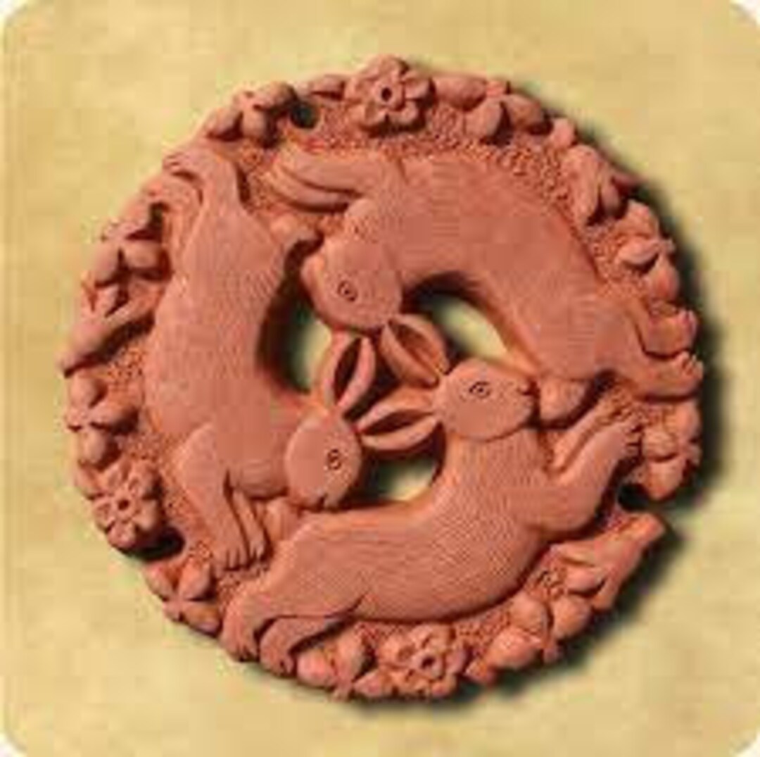 Three Hares Tile - Etsy UK