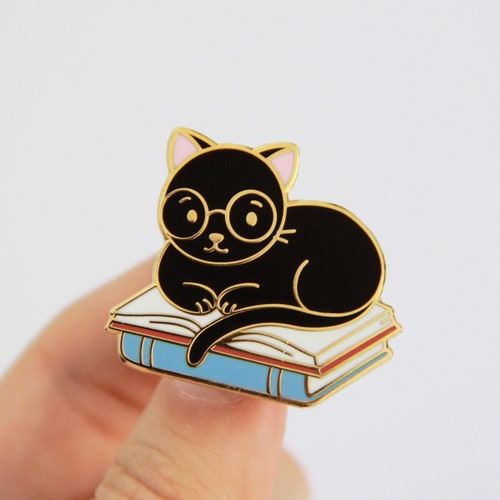 Black Cat & Books Enamel Pin - Etsy UK