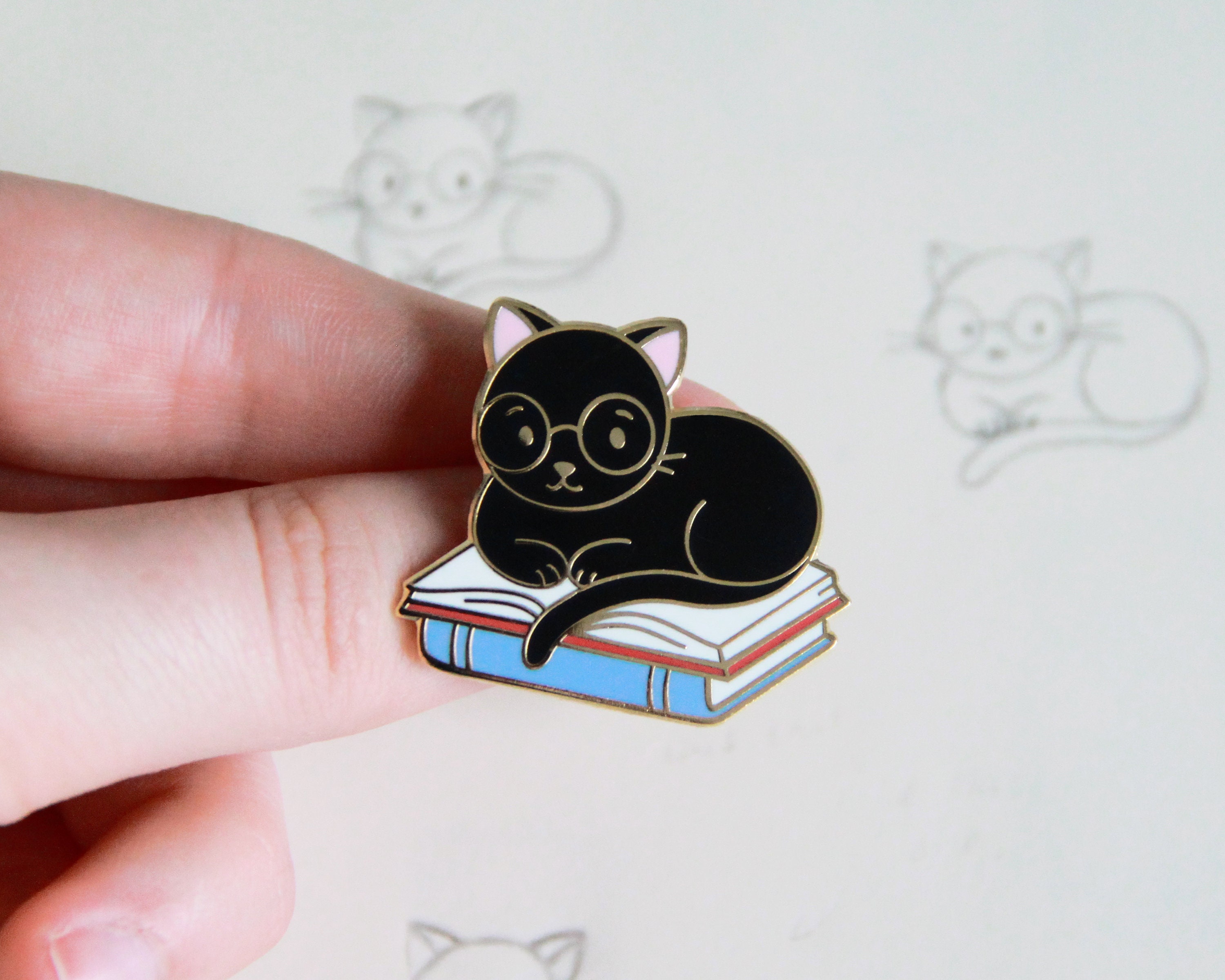 Black Cat & Books Enamel Pin - Etsy UK