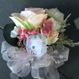 Blush Wristlets, Dusty Rose, Soft Pink Mothers Corsages, Pinned ...