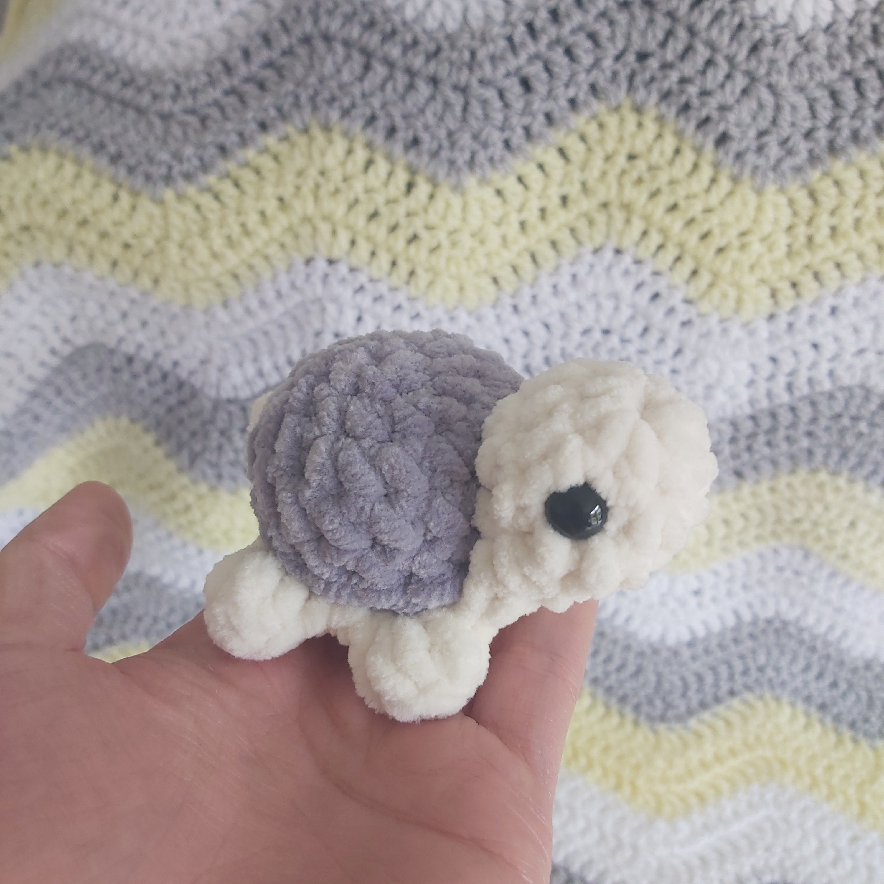 Crochet Turtle Plushie | Soft Chenille Mini Turtle Toy | Cute Pocket ...