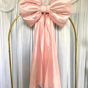Large Satin Wall Bow in Pink, Big Bow for Events, Rooms or Nurseries - Etsy