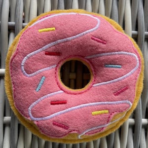 Digital Embroidery Design Sprinkle Doughnut - Etsy