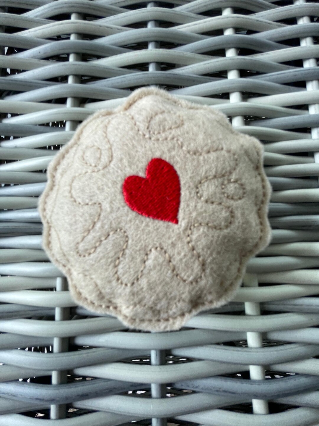 Digital Embroidery Design Jammy Dodger Biscuit - Etsy