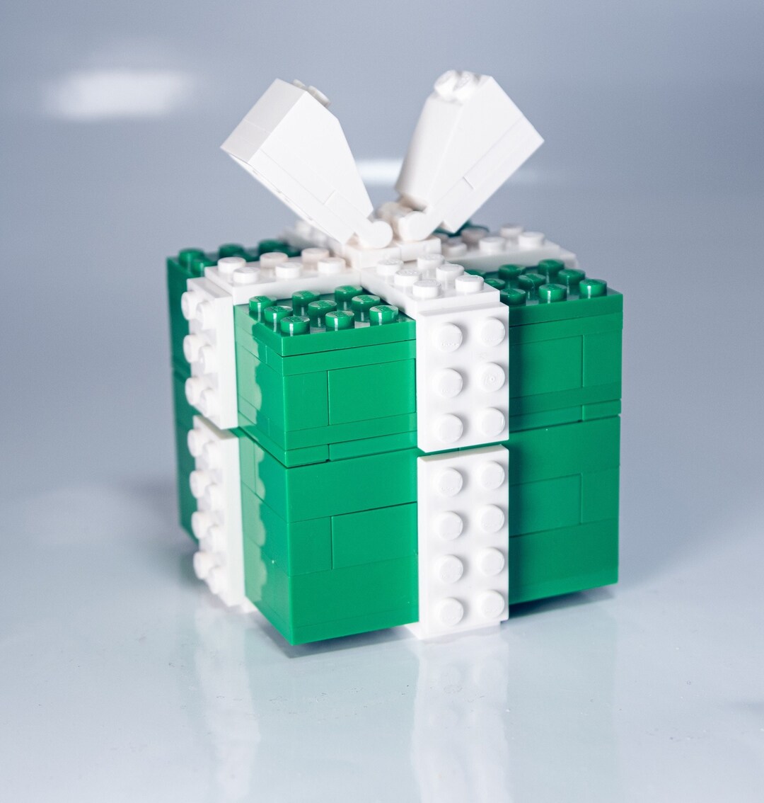 Green Gift Box (it Opens!) Brick Kit - Bricks and Full Color ...