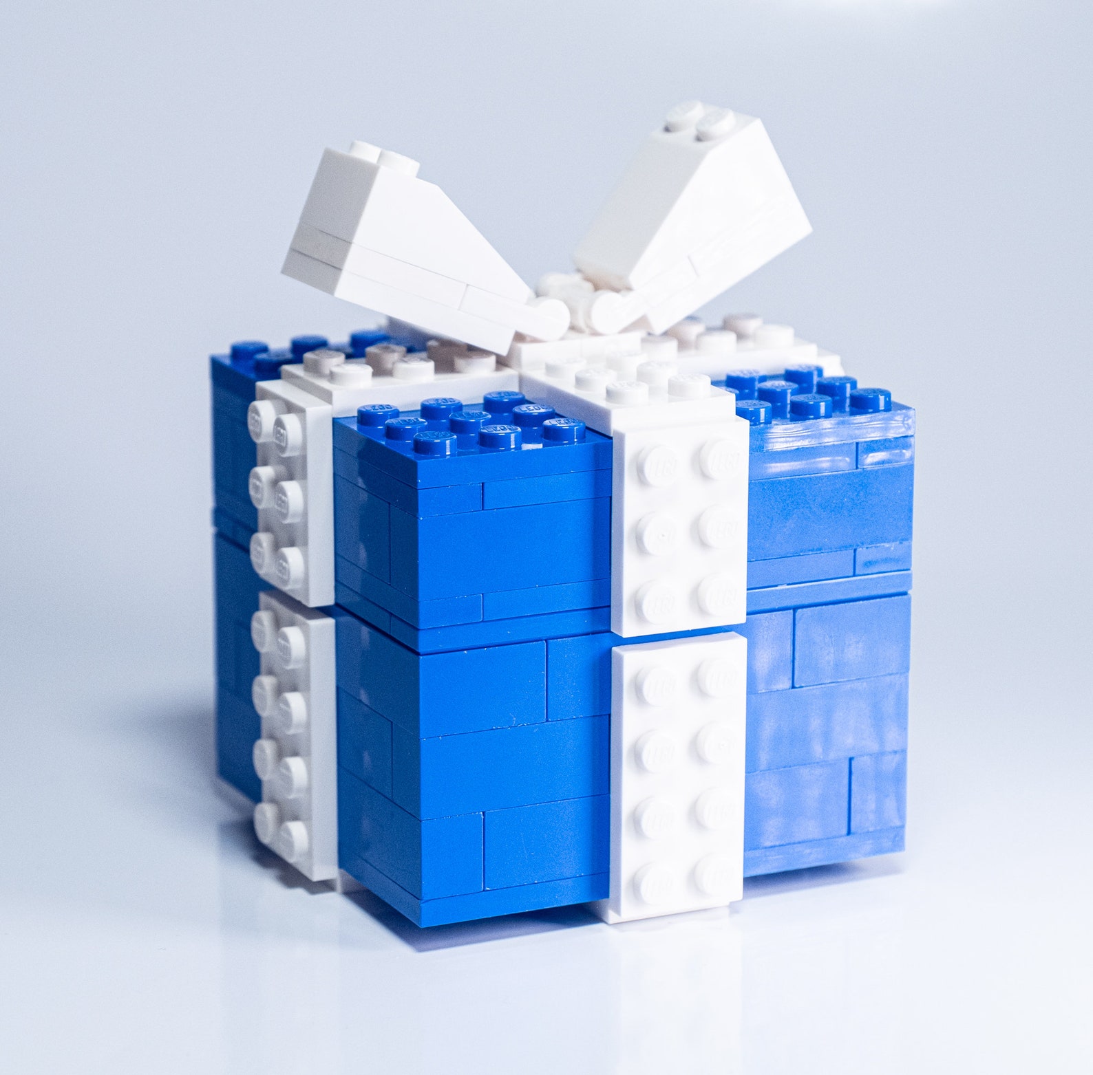 Blue Gift Box it Opens Brick Kit Bricks and Full Color - Etsy