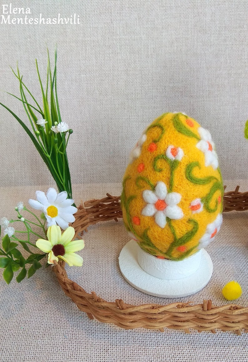 Needle Felted Easter Egg, Decorative Felted Egg With Flowers, Spring ...