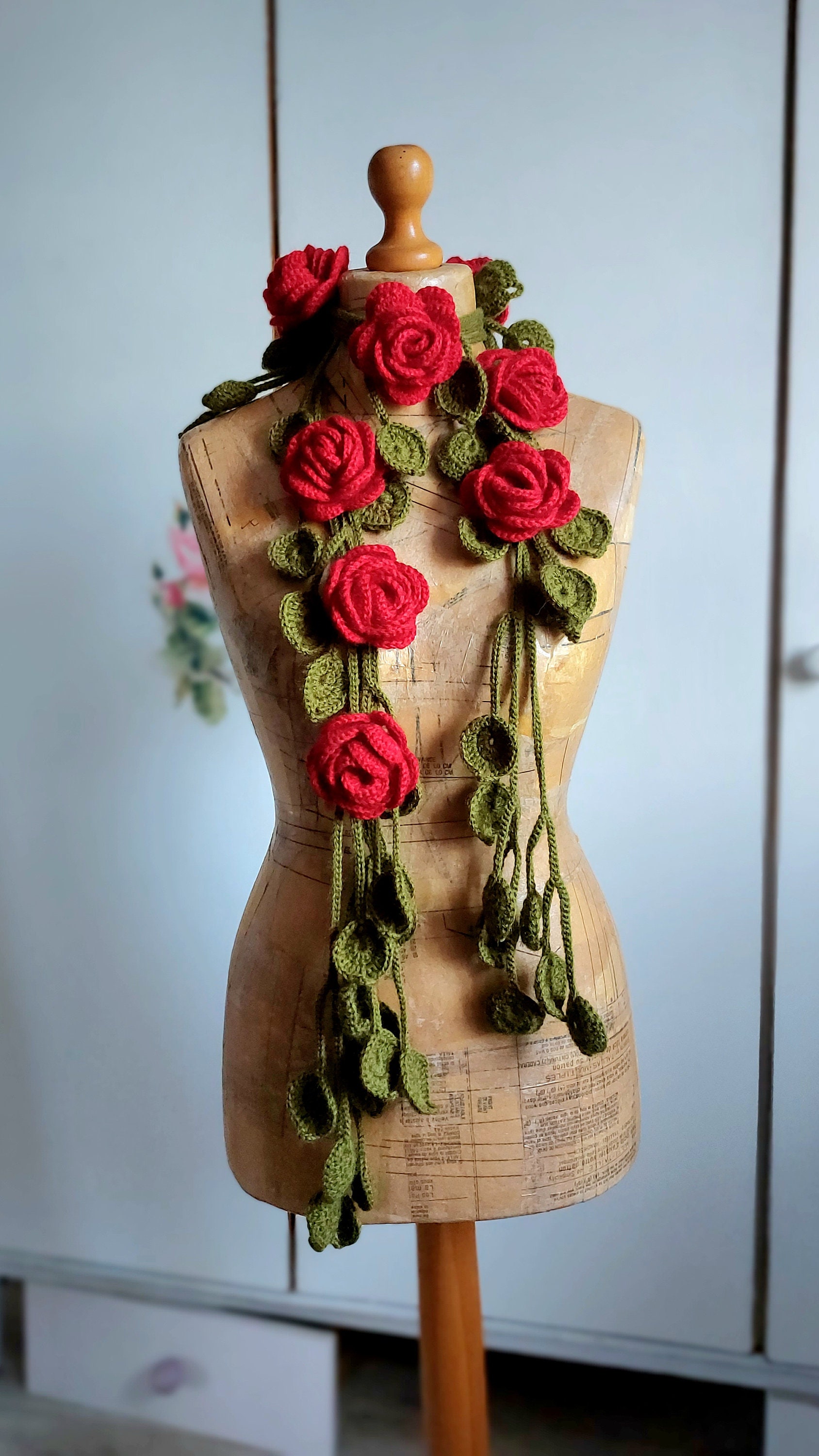 Crochet Red Rose Lariat, Crochet Rose Scarf, Made to Order. - Etsy