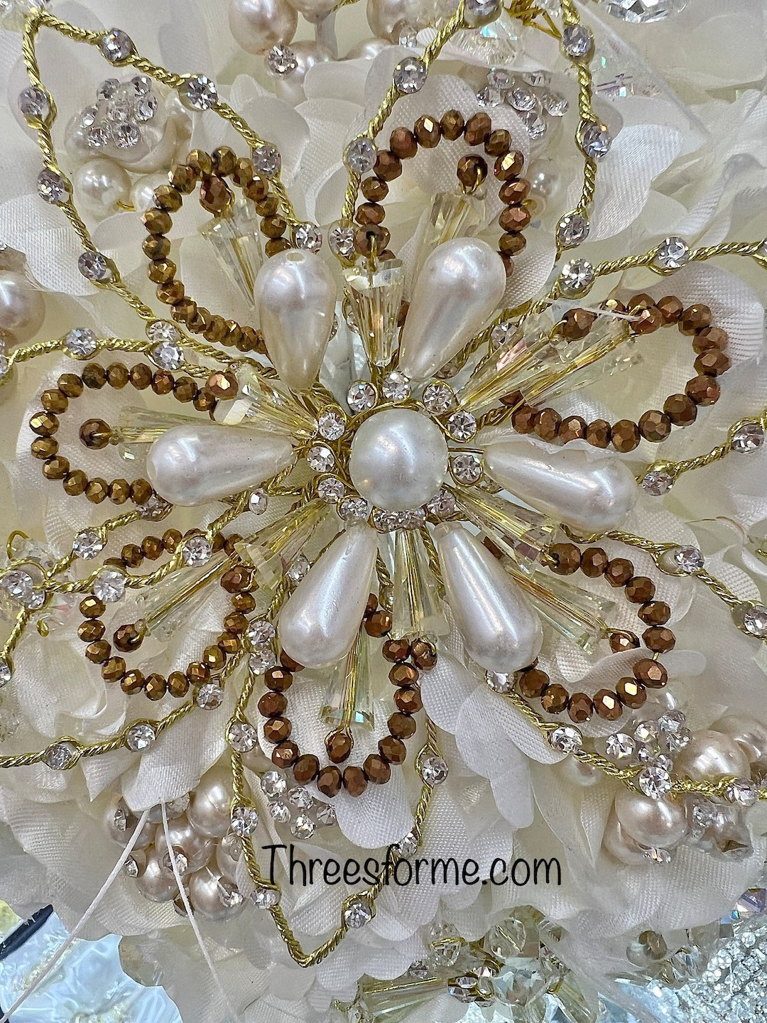 Wedding Ramo - Ramo De Boda Pearls and Sequence Quinceañera Ramo En ...
