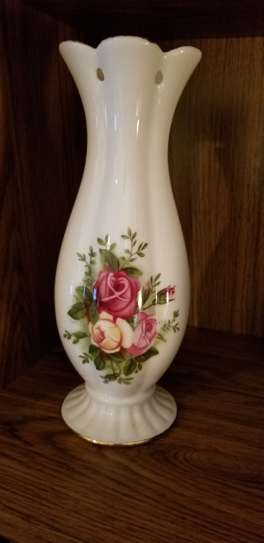 Old Country Roses royal Albert Pierced Vase, Scalloped Edges - Etsy